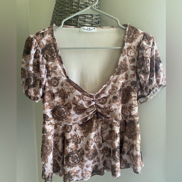 Rebellious Dreamer | Tops | Rebellious Dreamer Y2k Top Size Medium ...